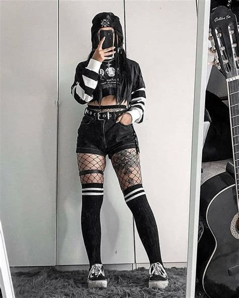 Hot Emo Outfit Ideas Hot Emo Outfits Women Emo Outfits Shorts