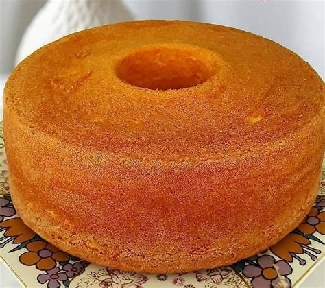 طرز تهیه کیک ساده وانیلی با شیر و پف زیاد خوشمزه مرحله به مرحله