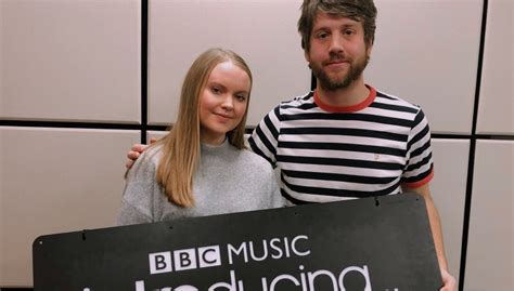 Richmond Singer Songwriter Evie Wright To Headline At Legendary Club