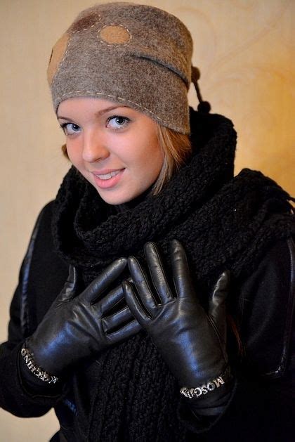 Шапочка валяная Scherzo в интернет магазине на Ярмарке Мастеров Шапки Москва доставка по