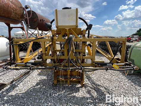 ag chem sk400 self contained truck bed sprayer bigiron auctions