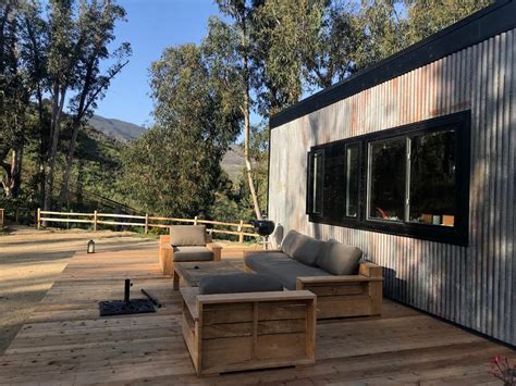 Writers Cornelia Tiny House Is A Rustic Refuge For Big Ideas