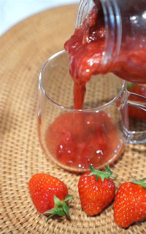 딸기청으로 딸기 요거트 스무디 만들기