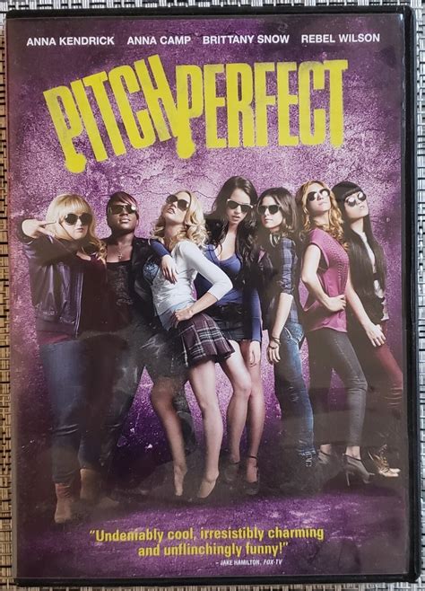 Anna Camp And Brittany Snow Pitch Perfect Anna Kendrick Anna Camp