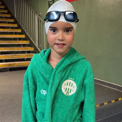 Botka Endre Példáját Kisfia Is Követi