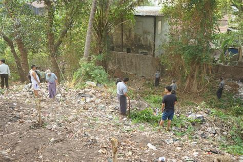 မွန်ပြည်နယ်ဝန်ကြီးချုပ် ဦးအောင်ကြည်သိန်း ကျောင်းအကျိုးပြု စုပေါင်းသန့်ရှင်းရေး ဆောင်ရွက်နေမှု က