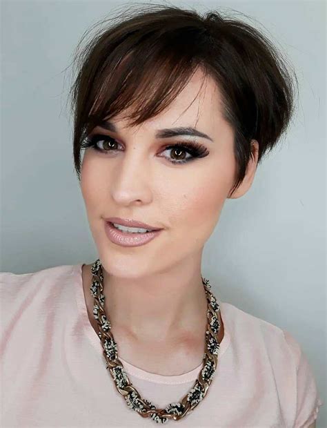 30 Tapered Pixie With Long Bangs Fashion Style