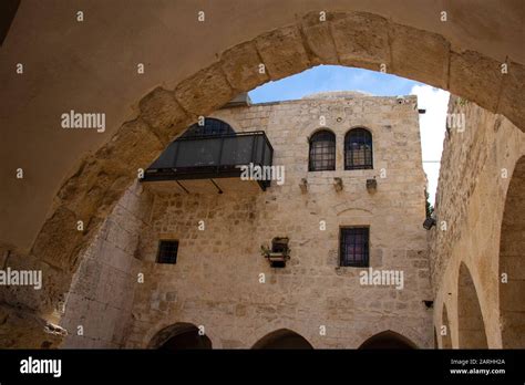 Old Building And Arch Stock Photo Alamy