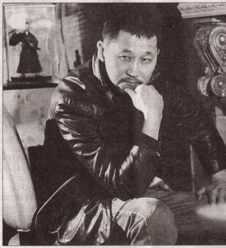 Ш Дулмаа Ардын уран зохиолч болж жүжигчин С Лхагвасүрэн МУГЖ боллоо