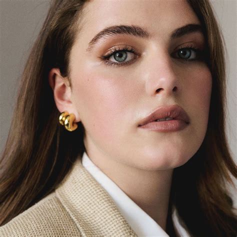 Meet Ella Bright The Breakout Star Of Your New Favorite Hockey Romance