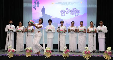 “දහම් ප්‍රදීපපොසොන් බැති ගී සරණිය පල්ලෙකැලේ දී මාධ්‍ය ඒකකය මධ්‍යම