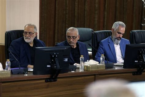 گزارش تصویری جلسه هیات عالی نظارت با موضوع بررسی مغایرت طرح های فهرست قوانین و احکام نامعتبر در