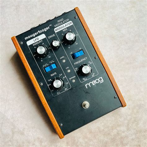 Moog Mf 102 Moogerfooger Ring Modulator 2004 Black Tone Wolf