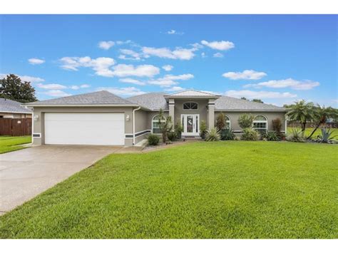 2113 Kirkland Lake Drive Auburndale Fl 33823 Mls O6310412 Edina