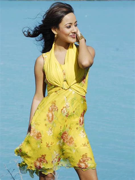 Tattodonkey Neha Sharma Hot Stills Photos