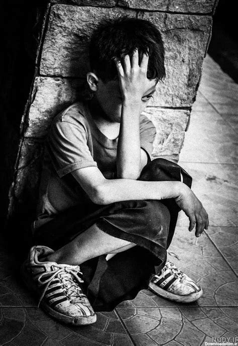 عکس پروفایل کودک غمگین