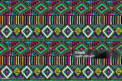 직물 패턴 부족 장식품 민족 스타일 자수 효과 그림 멕시코 직물 브라질 섬유 패션 디자인 인테리어 또는 인쇄 된 제품을위한 벡터 패턴 공예에 대한 스톡 벡터 아트 및 기타