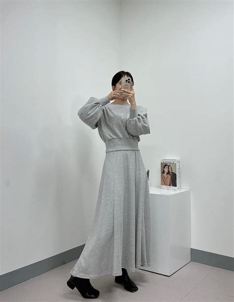 3컬러 크롭 퍼프 맨투맨 플레어 롱 스커트 투피스 세트 에이블리