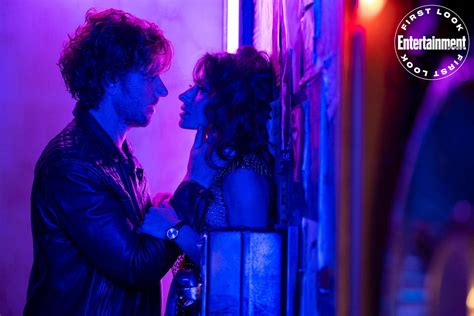 Get Your First Look At Netflix S Raunchy New Drama Sex Life