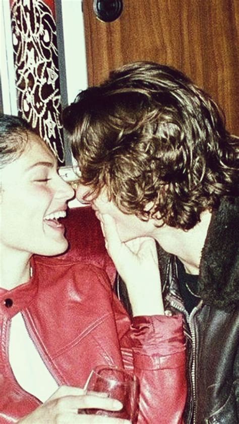 The Best No Face Poses Artofit