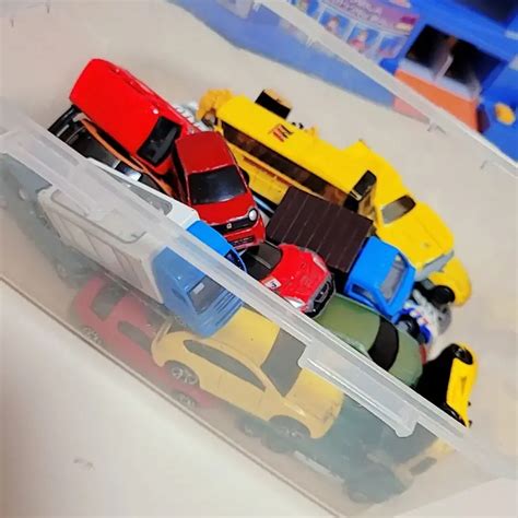 Get 3가지주차타워토미카트랙자동차장난감구불구불드라이브고속도로오 On Bunjang Boost Your K Goods Collection