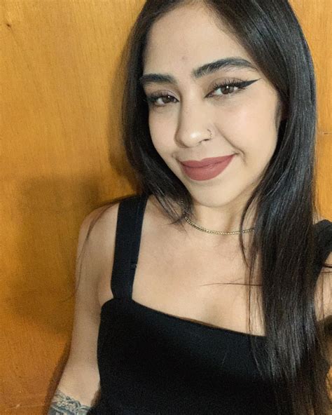 Alison Serna Alison Serna • Instagram Photos And Videos