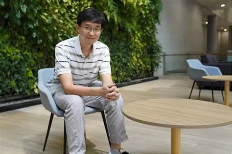 Train 18 Billion Parameter Gpt Models With A Single Gpu On Your