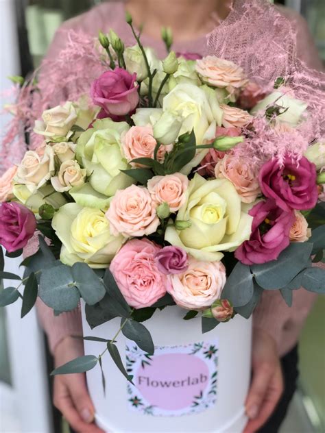 ვარდები ყუთში