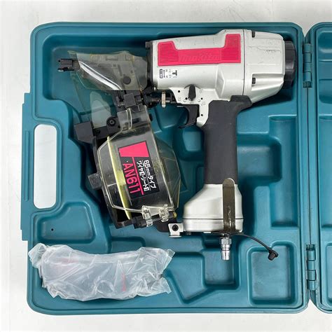 Makita マキタ 65mm エア釘打 An611 常圧 エア工具 B2040エア釘打機｜売買されたオークション情報、yahooの商品