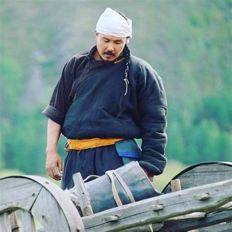 Баттөр Болд Сүүлийн үед охидын бүсгүйчүүдийн зүрхийг♥️