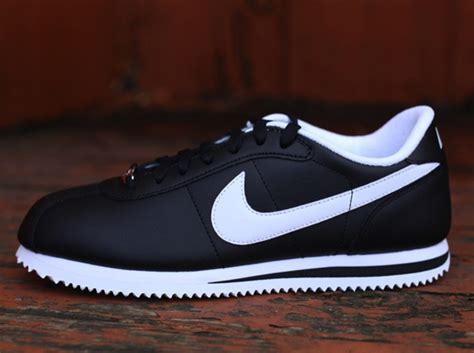 Nike Cortez Black White