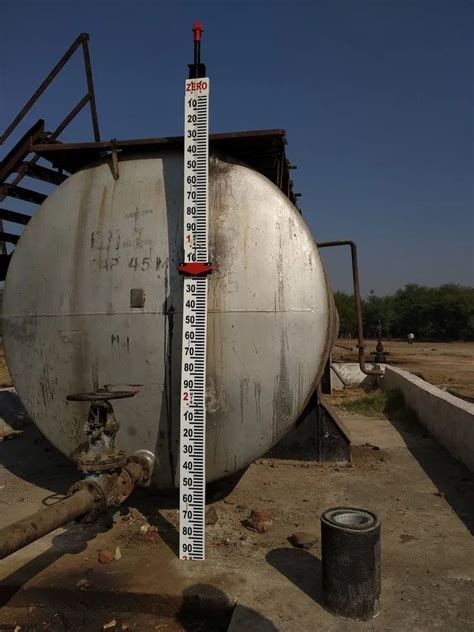 PETROTECH Float Type Tank Level Indicator Model Name Number Fblg At Rs In Vadodara