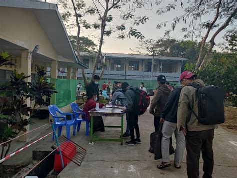 မြန်မာနိုင်ငံသို့ မလေးရှားနိုင်ငံမှ ပြန်လည်ဝင်ရောက်လာသည့် မြန်မာနိုင်ငံသားများအား Quarantine ၁၀