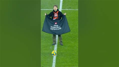 🇺🇦 Перший символічний удар у матчі у виконанні мужнього захисника України Михайла Чаплі 👏 Youtube