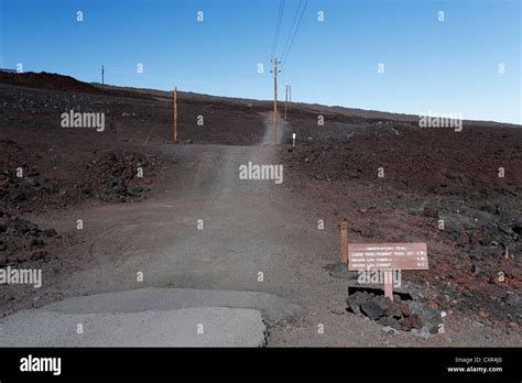Hiking Trail To The Summit Of The Mauna Loa Volcano Big Island Hawaii