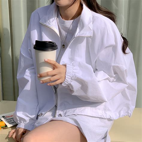윈드데이 하이넥 바람막이