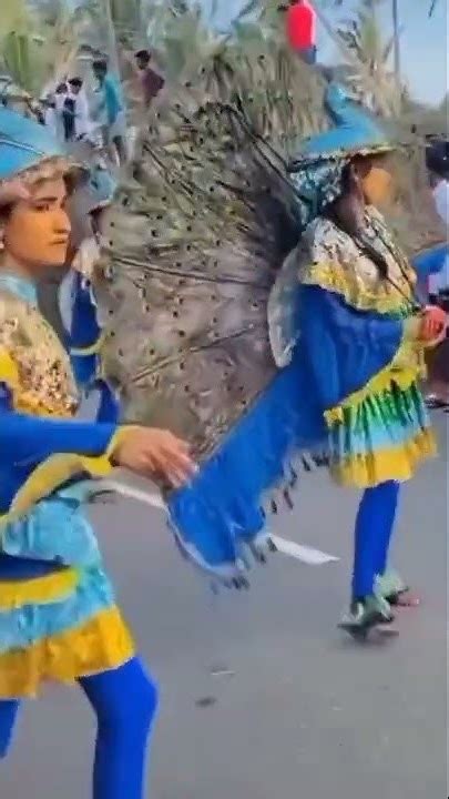 ඔන්න තවත් මොනර නැටිල්ලක් Youtube