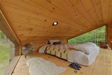 View Source Image Tree House Bedroom Tree House Sustainable Home