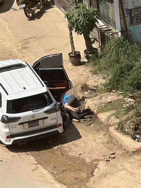 Khit Thit Media On Twitter လောက်ကိုင်တွင် Bgf အချင်းချင်း ပစ်ခတ်မှု ဖြစ်ပွားပြီး ၁ ဦးသေဆုံး