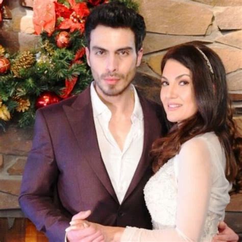 عمران خان کی سابق اہلیہ ریحام خان نے تیسری شادی کر لی Girdopesh