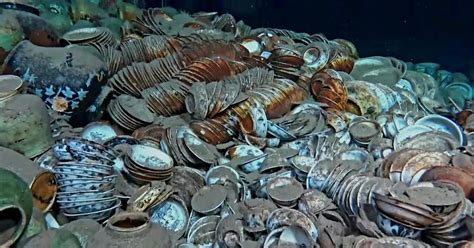 깊은 바다서 찾은 도자 무역선 흔적中 수중발굴 성과 조명한다