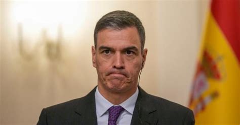 스페인 흔드는 부패 스캔들 총리 부인 부패 의혹 조사 개시에 사퇴 고려