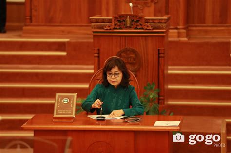 Д Сарангэрэлийг УИХ ын гишүүнээс эгүүлэн татах уу