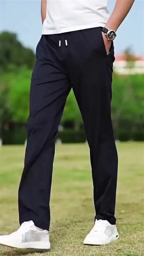 ქალის ზამთრის თბილი ჩექმები მაღალი ხარისხის მოდელი ყოველდღე გამძლე ძირით ჩექმები აღჭურვილია