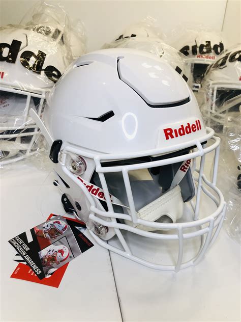 Riddell Speed Flex Youth Football Helmet Size Large June 2022 Edition