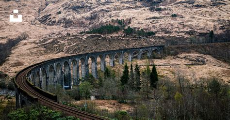 강 위의 다리 사진 Unsplash의 무료 글렌피넌 고가교 이미지