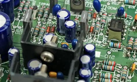 What Are Discrete Electronic Components