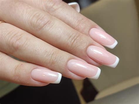 Французский маникюр