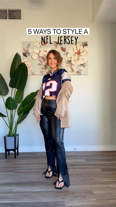 Oversized Jersey Outfit Jersey Outfit Aesthetic Sports Jersey Outfit