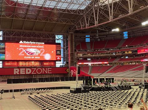 22139 Caitrin Graduate — Joan And Tom Sachs